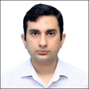 Azmat Khan | About | University of Louisville